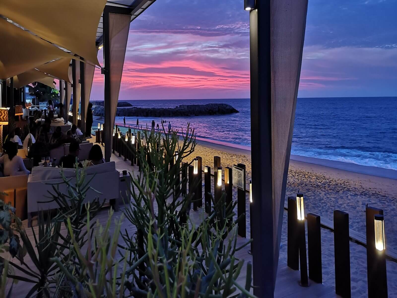 Cafe Del Mar – Cafe del Mar Restaurante em Luanda com uma culinária ...